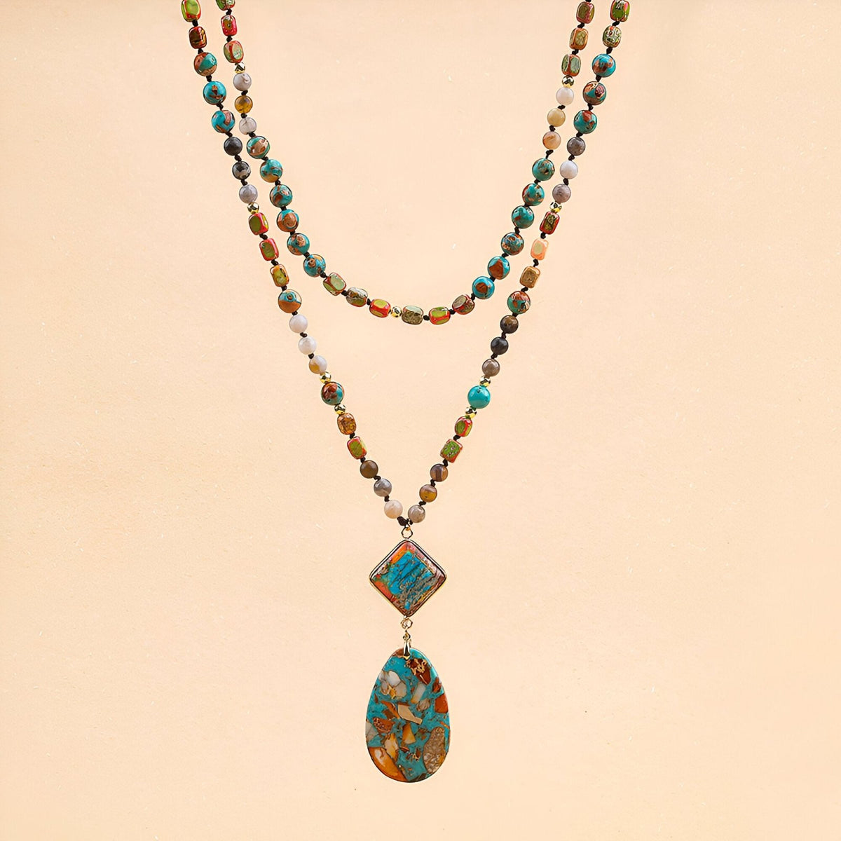 Sautoir bohème en pierres naturelles multicolores, pendentif goutte et